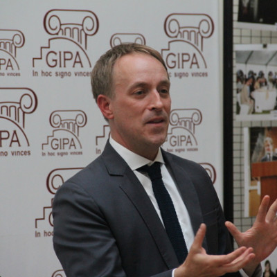 ჯეფრი რენო GIPA-ში